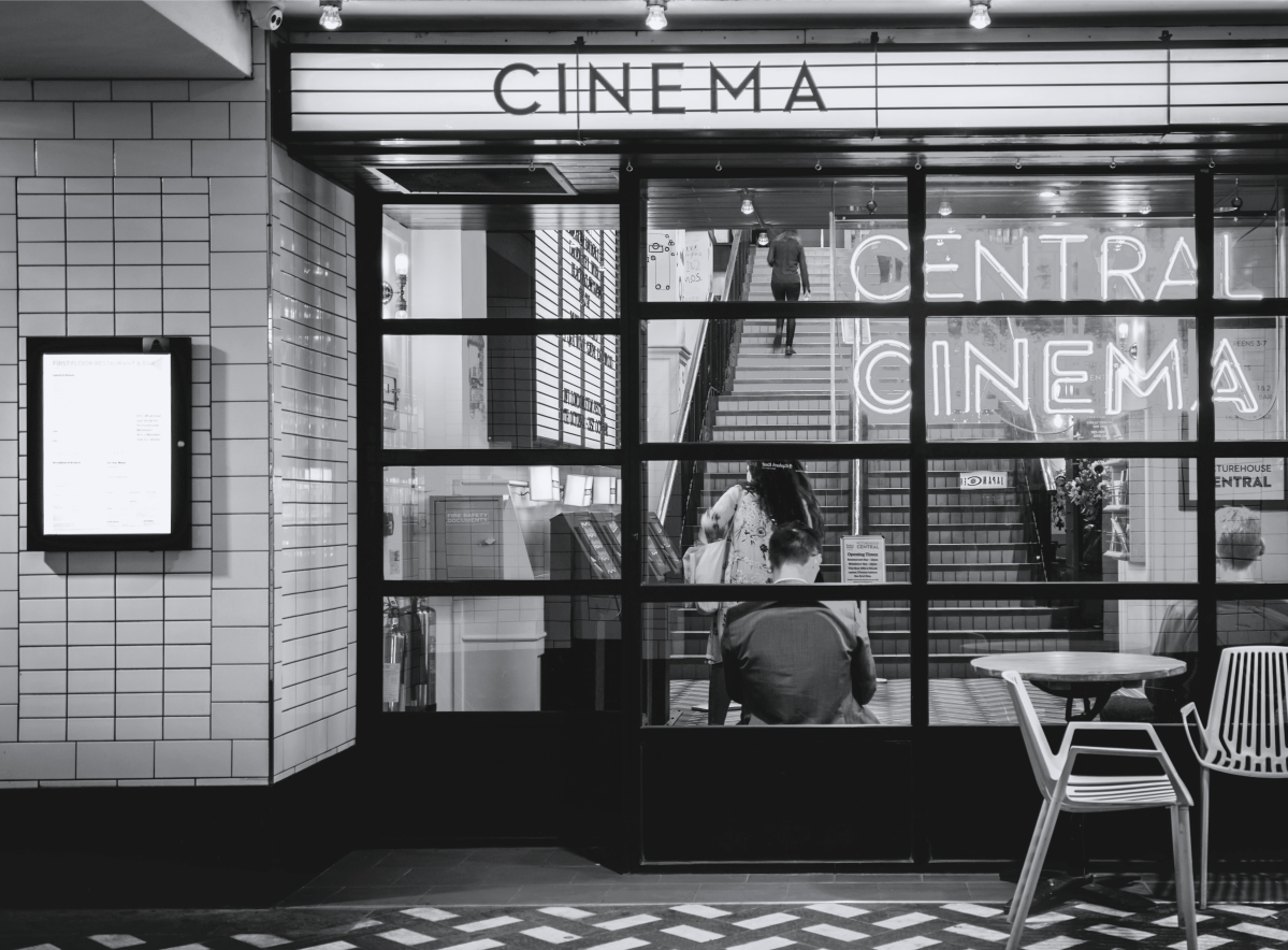 16 Movies About Art, Artists, and Artworks – Artenquire